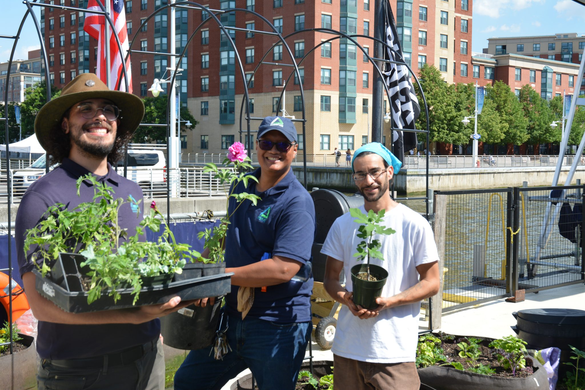 The Science Barge Reopens Welcoming Community Aboard - Groundwork ...